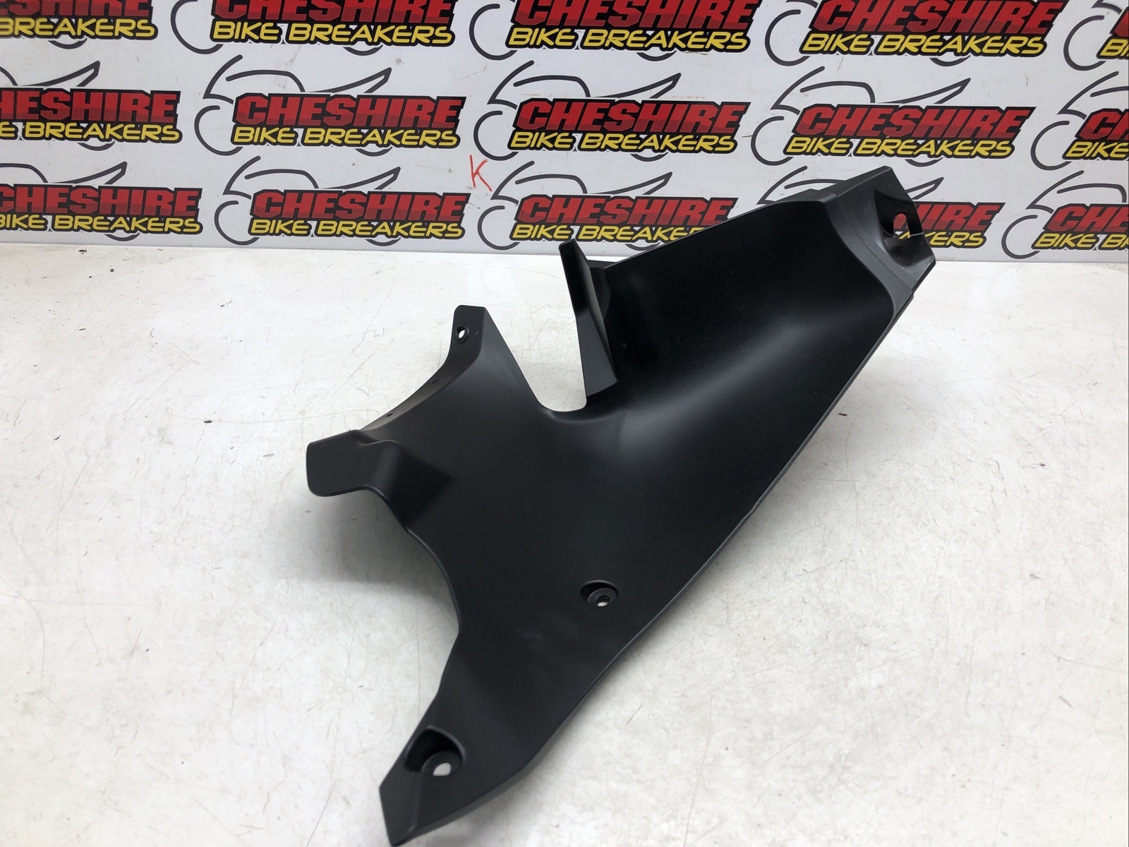 ♻️ Yamaha Yzf-r125 Yzf 125-a 2023 EU5 Right Side Inner Leg Shield ...