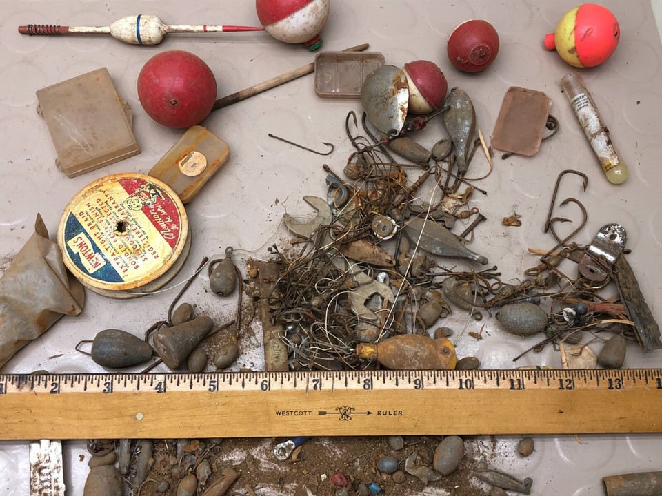 Lot of Fishing Gear from the Bottom of an old Tackle Box - Vintage | eBay