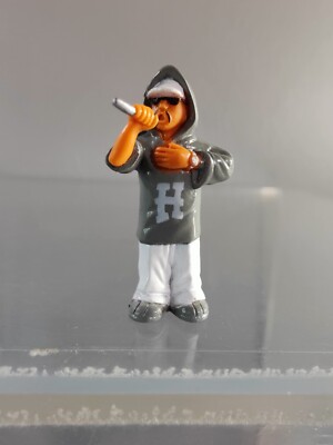 2002 HOMIES SERIES 5 *** ICE CREAM *** 1.75" ACTION FIGURE 1/32 SCALE ...