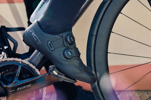 Shimano RC7 Carbon Road Competition Shoes SH-RC703 Black 39 (US 6) SPD ...