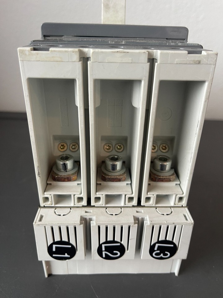 Abb Sace Tmax T4N 250 E93565 150 Amp Molded Case Circuit Breaker W ...