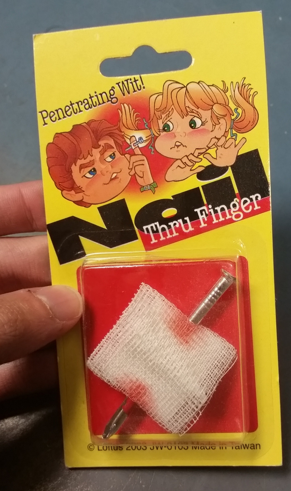 Fake Bloody Nail Thru Finger Hand Funny Prank Joke Gag Gift Magic Trick ...