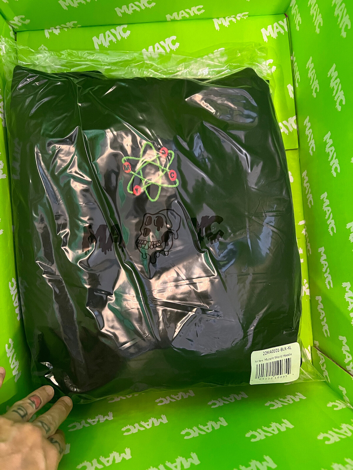 MAYC Mutant Ape Yacht Club Mutant World Hoodie 2022 Black Size XL | eBay