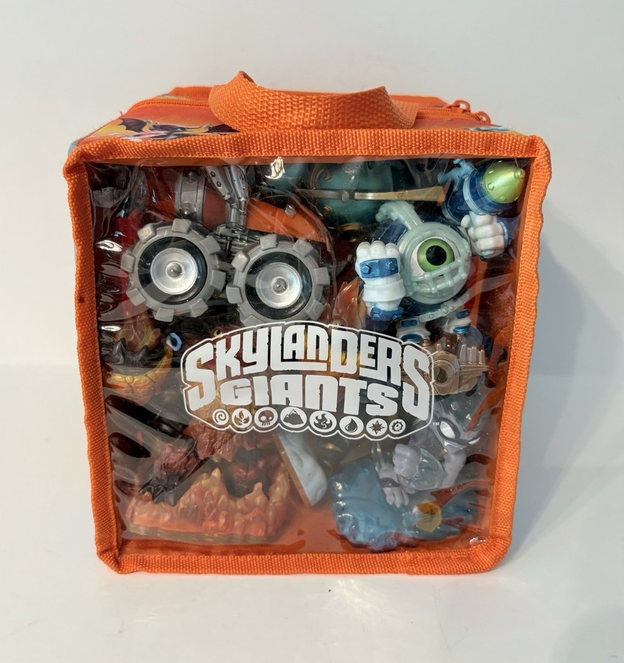 Skylanders Figures With Carrying Case Giants 17 Figures | eBay