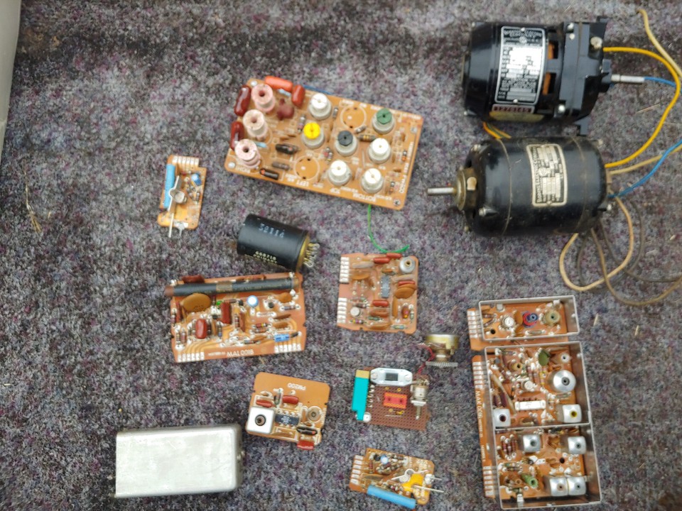 Vintage Lot Radio Shack Archer Electronics Parts, resistors, bridges ...