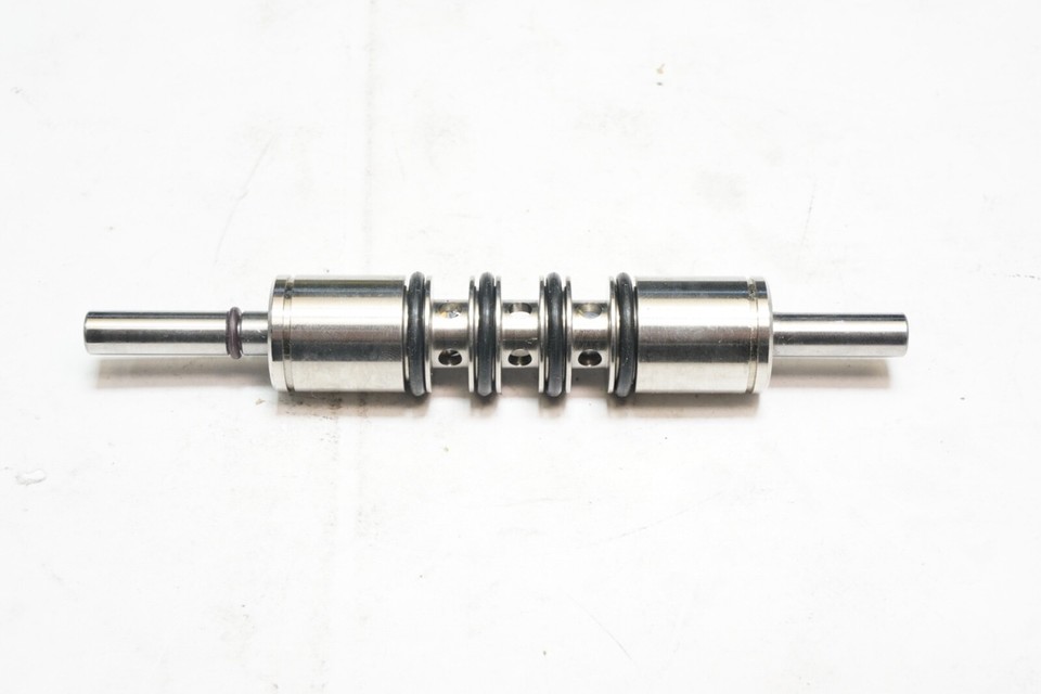 New OEM Wilden 15-3884-99 Pilot Sleeve Assembly Connection Inlet 3 ...