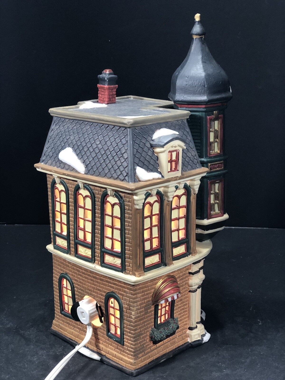 Heartland Valley Village Porcelain Christmas House O'Well Coffee Shop ...