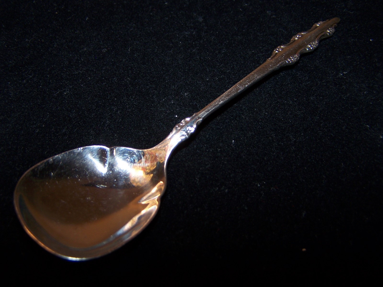 Beautiful International Deep Silver Empress Pattern Sugar Spoon EC! | eBay