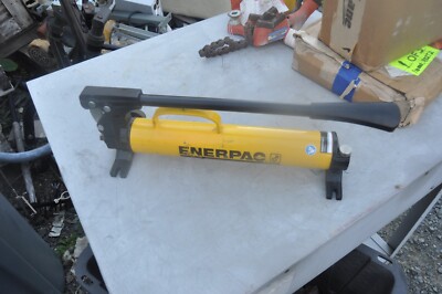 Enerpac P39 Ultima Single-Speed Hydraulic Hand Pump 700 Bar/ 10,000 PSI ...