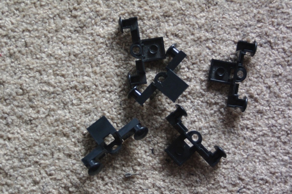 Lego Train 4022 Buffer Beam X 4 black 1980-2009 | eBay Australia