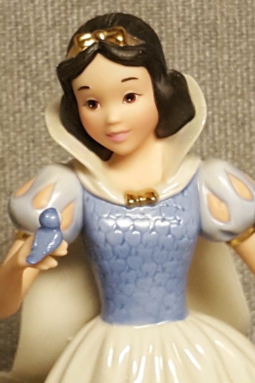 Lenox Disney Showcase Collection Snow White with Bluebird | eBay