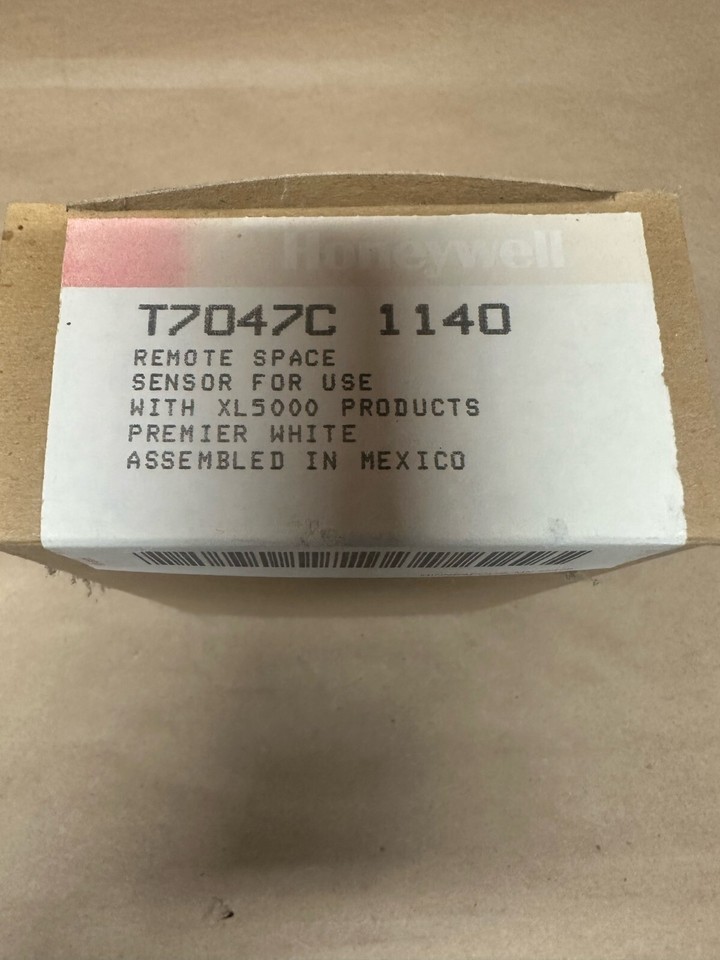 Honeywell T7047C-1140 Remote Space Sensor (For Use With XL5000 Products ...