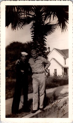 Vtg Found B&W Photo WW2 US Army Soldier 1940s Uniform Navy Sailor Palm ...