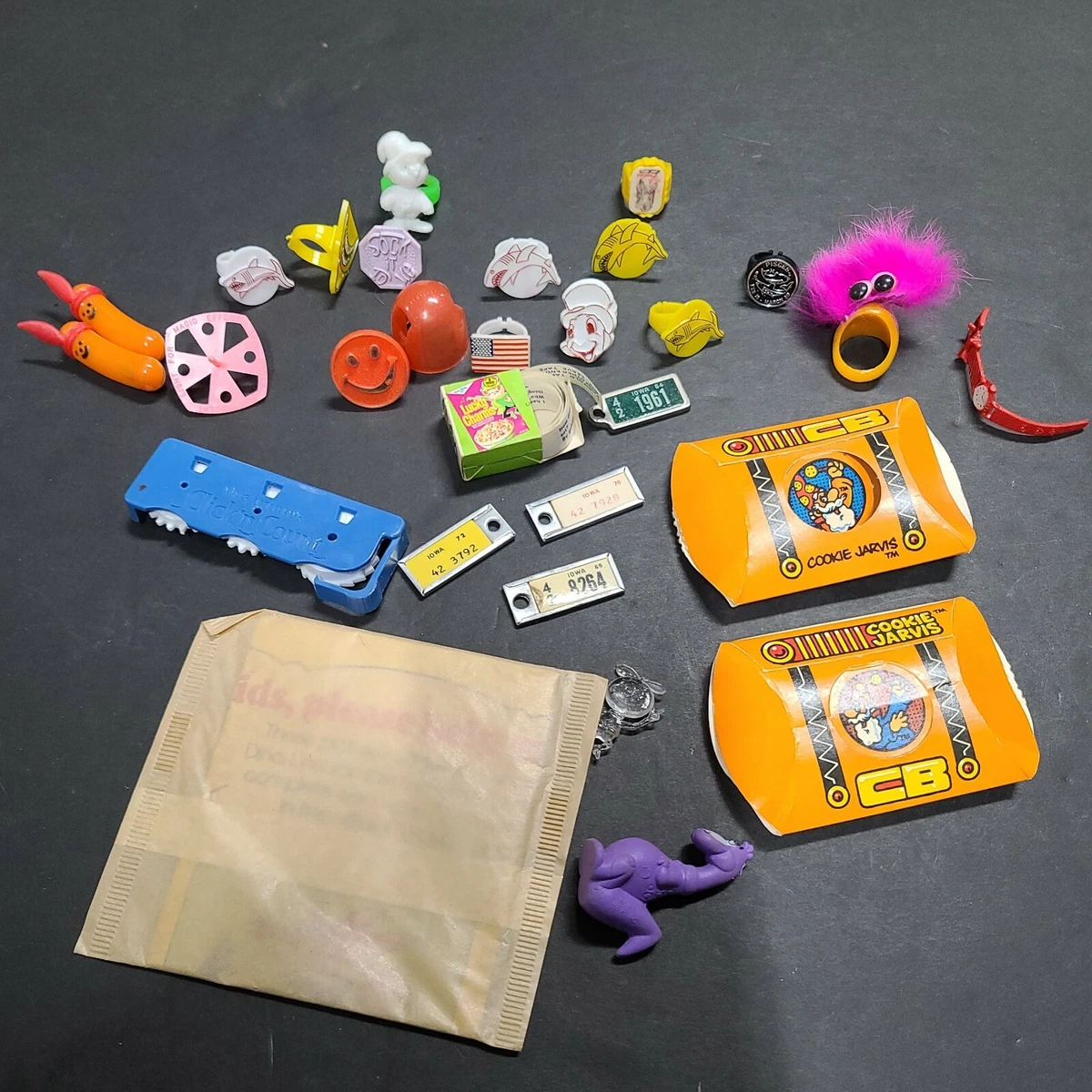 70s Cereal Prizes