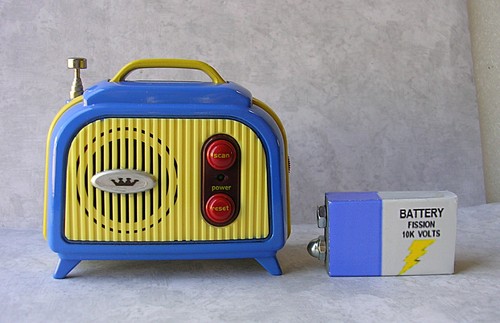 Fallout Miniature Radio with Fission Battery Working FM Vault-tec ...