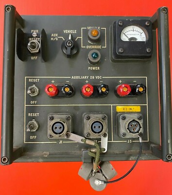 SB-4151/GRC-206 POWER DISTRIBUTION UNIT FOR AN/GRC-206 MILITARY RADIO ...