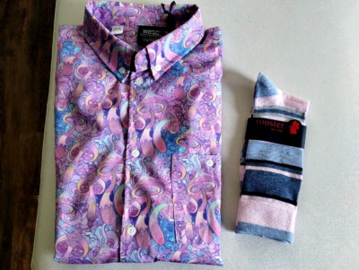WESC Men's Short Sleeve Vibrant Patterned STRETCH Shirt - SZ M/L w ...