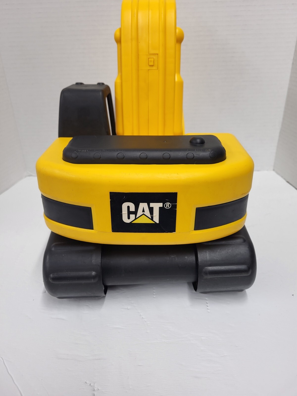 Yellow CAT Backhoe CONSTRUCTION model VEHICLE by TOY STATE INDUSTRIAL ...