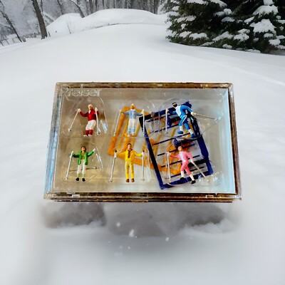Preiser Cross-Country Skiers (6) - Model Railroad Figures - HO Scale ...