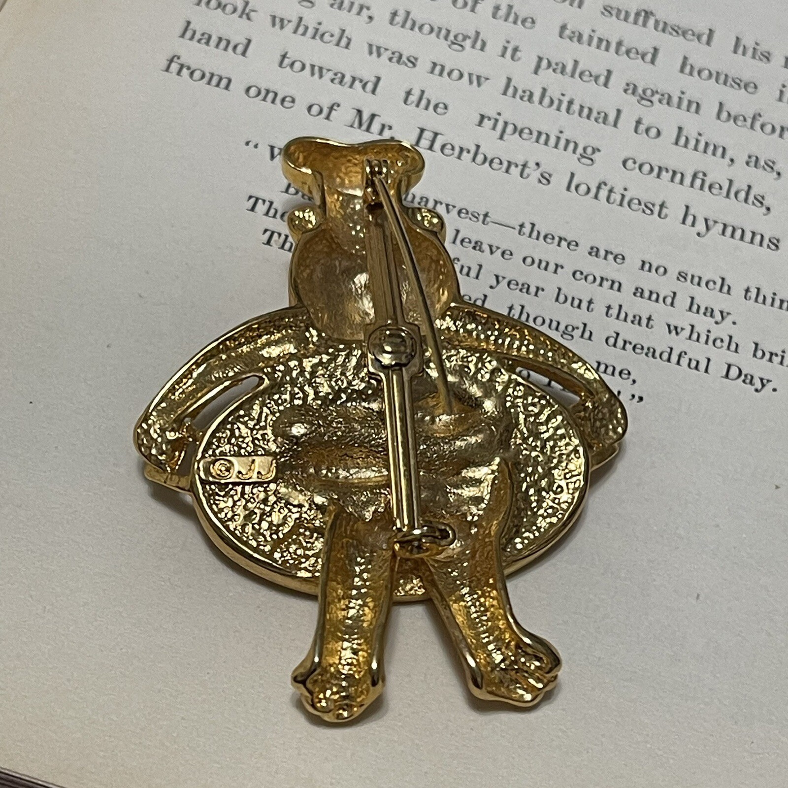 Vintage JJ Cat Chef Fishes On Platter Brooch Pin Gold Tone Whimsical ...