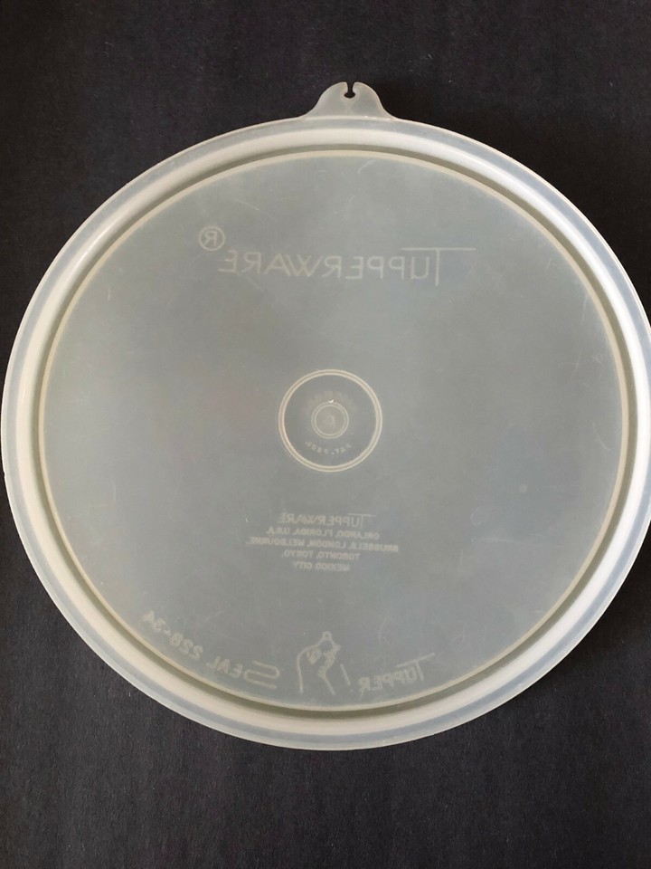 Tupperware Replacement Lids - Many Sizes, Colors - You Choose! Volume ...