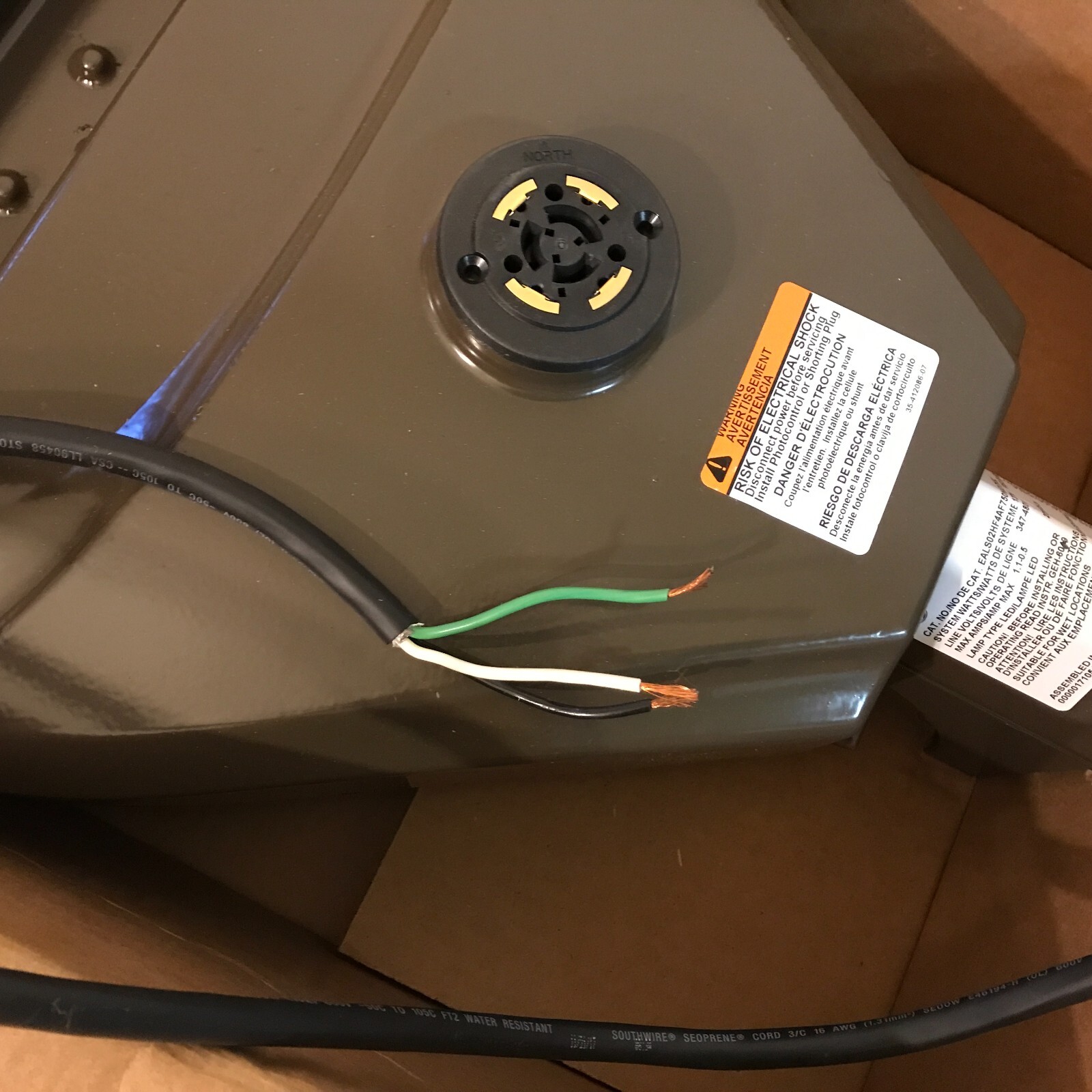 GE Evolve Series LED Area Light EAL Ansi 7 Pin Receptacle 93066151 | eBay