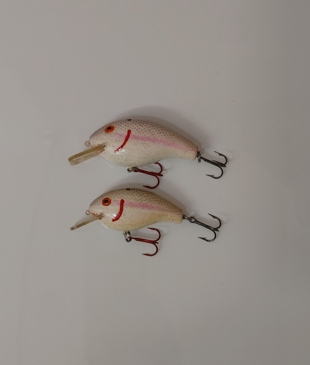 (2) Vintage Rebel Maxi R & Mini R Square Bill Crankbait Fishing Lures ...