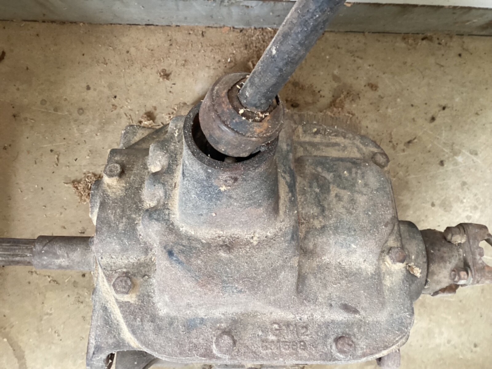 General Motors Muncie SM420 Transmission | eBay