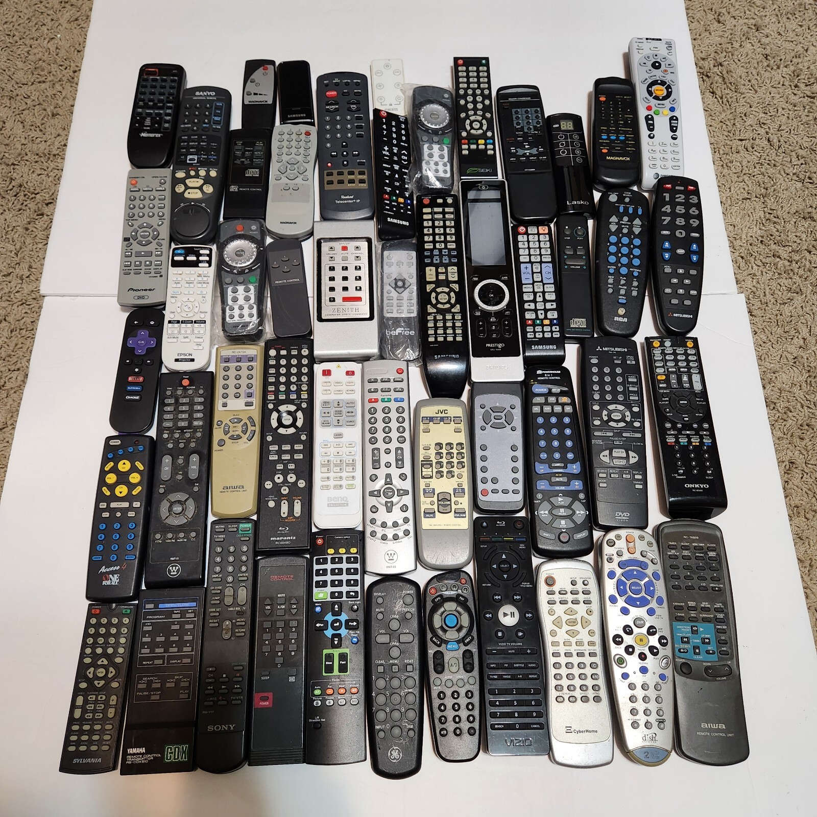Remote Control Lot Of 80 Sony Dish Roku Samsung Magnavox Yamaha Epson ...