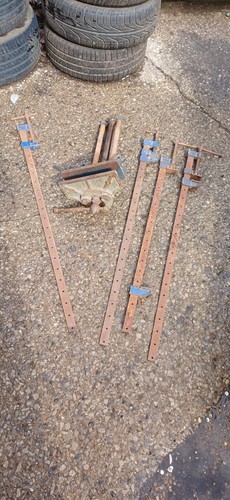 RECORD No 53A quick release Carpenters Vice And Four Sash Clamps Need A ...