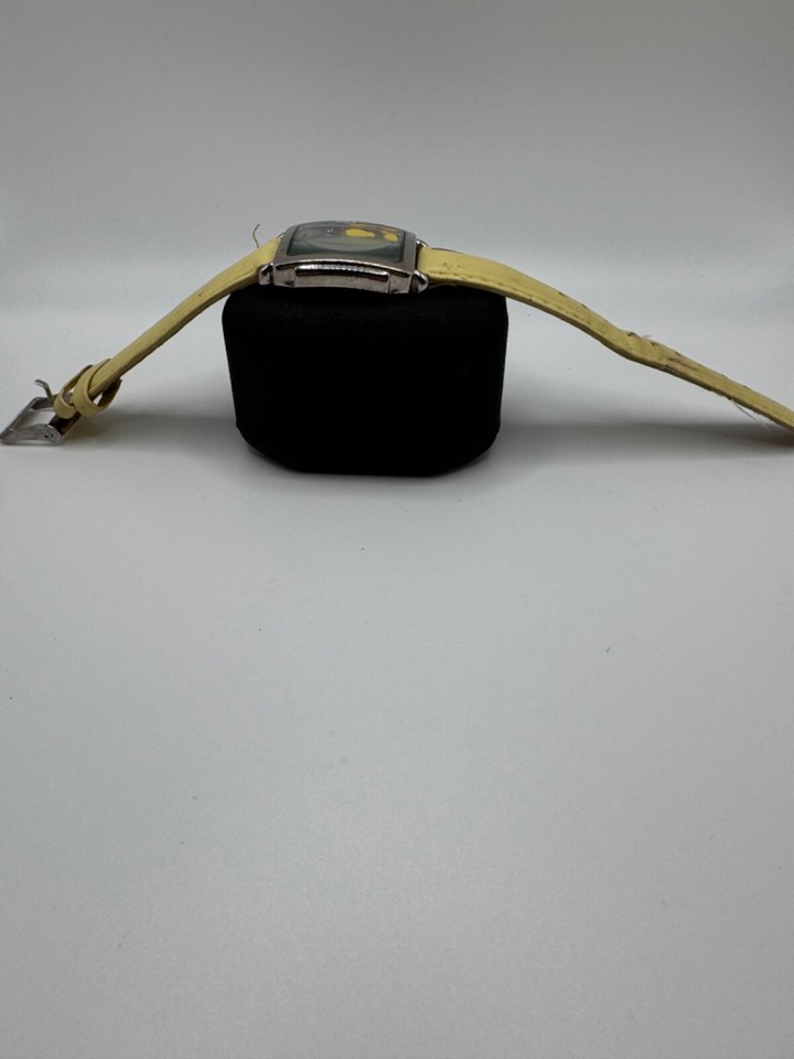 WARNER BROTHERS 2007 TWEETY BIRD YELLOW BAND WATCH WORKS GREAT | eBay ...