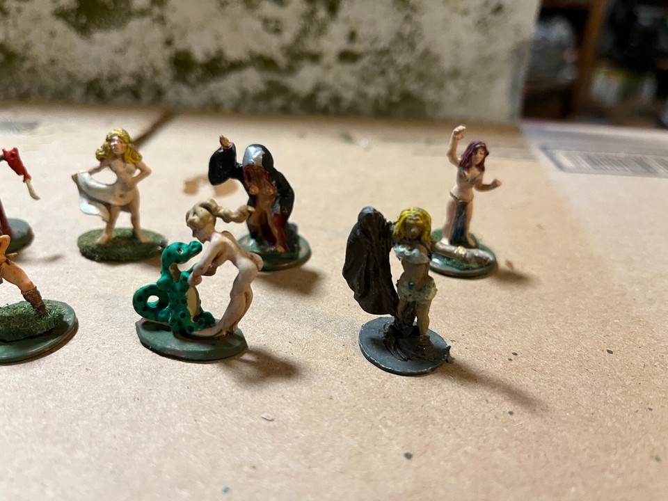 Dungeons and Dragons Fantasy Female Harem Miniature Ral Partha, TSR ...