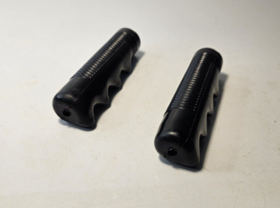 Vintage Bicycle Parts - Hunt Wilde Grips - Nelo's Cycles