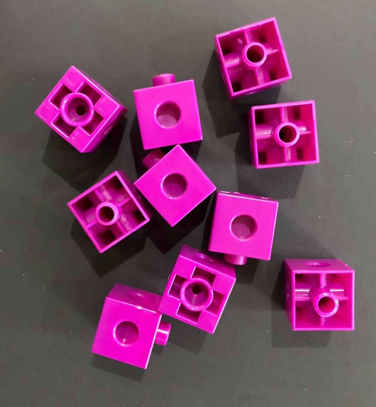 100 LINKING BLOCKS, Snap Cubes, Math Manipulatives (10 colors, 10 of ...