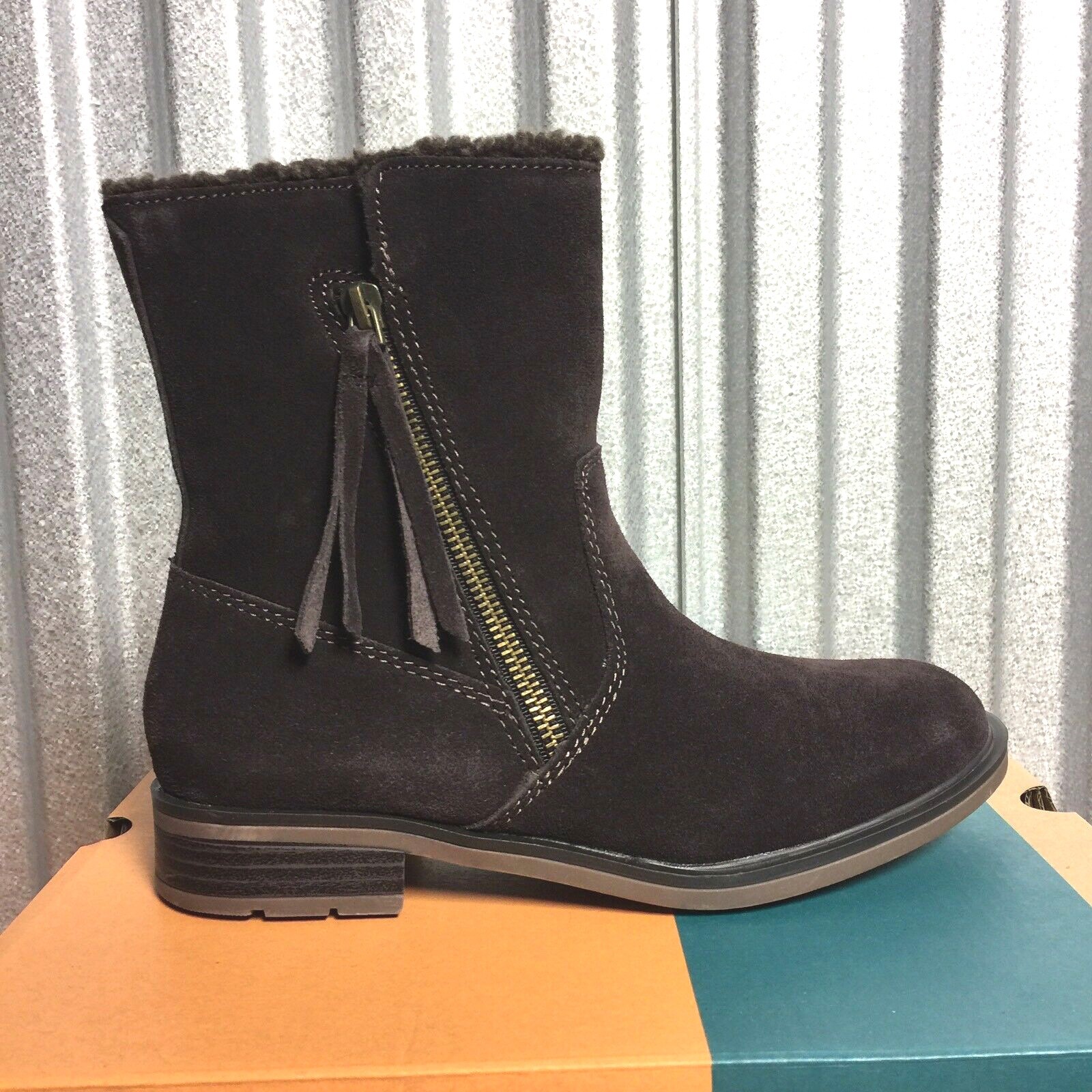 New SPORTO $99 Brown Suede Ankle Boots 6 M Water-Resistant Booties *NO ...