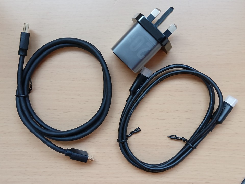 UNBRANDED 15.6 inch IPS Full-HD (1920x1080) 60hz Portable Monitor With ...