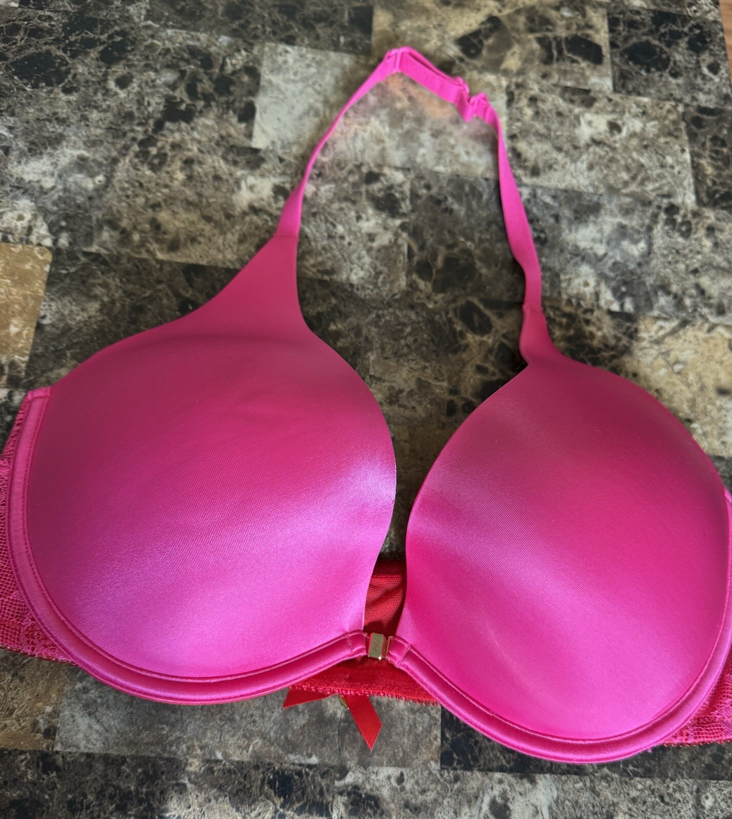 VINTAGE VICTORIA’S SECRET PLUNGE BRA! 36 D. PINK… - Gem