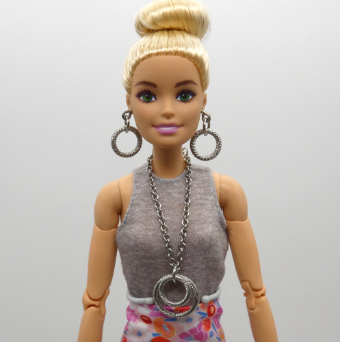 Barbie Doll Size Silver Chain Necklace And Hoop Earrings Ring Pendants ...