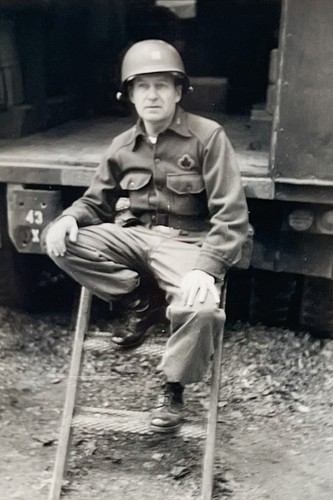 WW2 Era Photo Captain Ashworth 43rd Infantry Div On Stool By Military ...