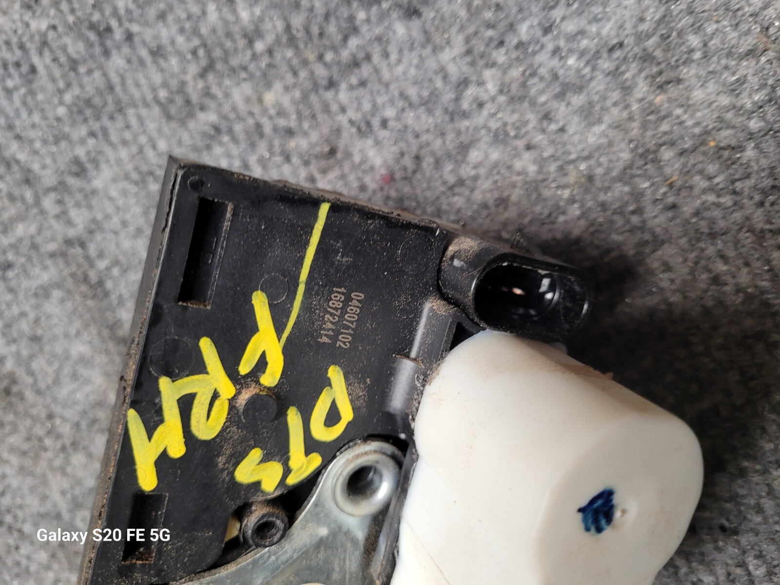 06-11 OEM Cadillac DTS Rear Right Passenger Side Door Lock Actuator ...