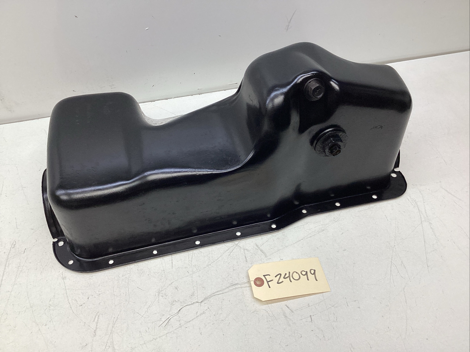 1996 - 2001 FORD EXPLORER 5.0L / 302 ENGINE OIL PAN - F87E-6675-FA OEM ...