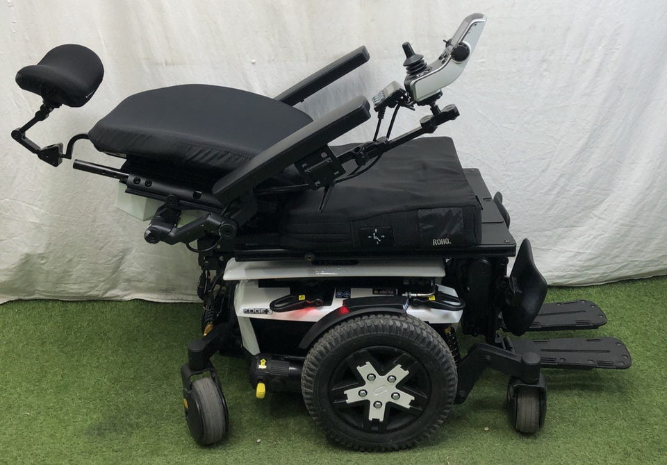 Quantum Edge 3 iLevel 12" Lift Elevate Tilt Recline Leg rest Light ...