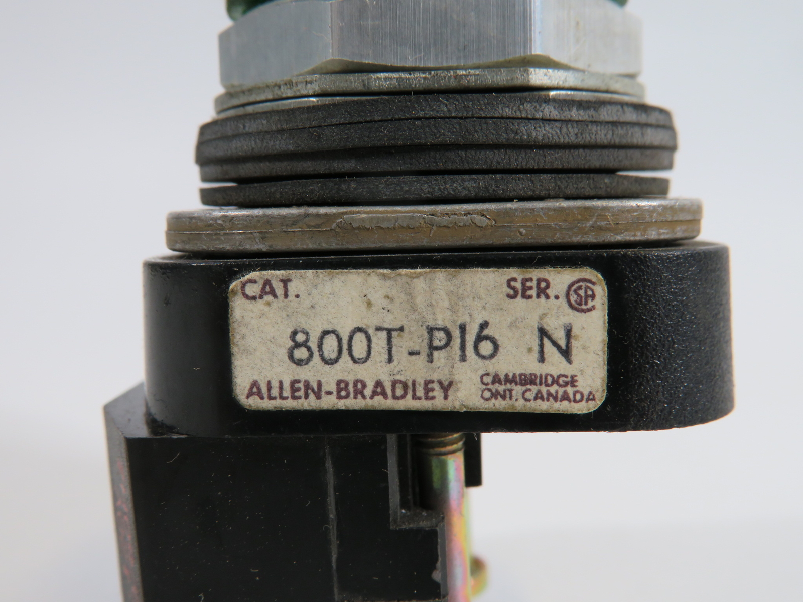 Allen-Bradley 800T-P16G Ser N Pilot Light 120V 50/60Hz Green NO SCREWS ...
