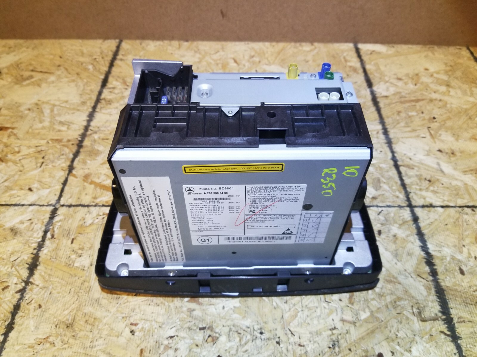 07 08 09 10 Mercedes-Benz R350 Head Unit Command Navigation Radio CD ...