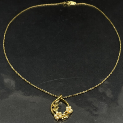 Crown Trifari 17” Necklace Gold Tone With Gold Tone Filigree Pendant ...