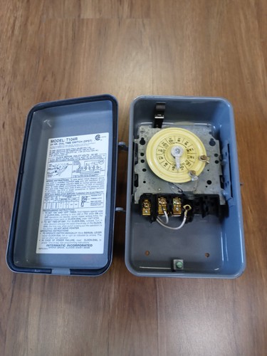 Intermatic T104R DPST 24-Hour Mechanical Time Switch (Please Read) | eBay