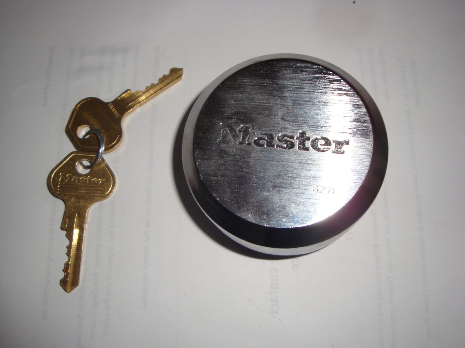 Master Lock 6271 Reinforced Keyed Padlock for sale online | eBay