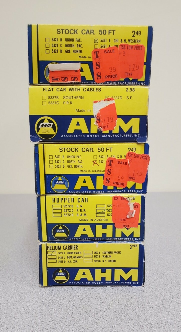 Vintage AHM HO Model Trains - Set of 5 trains | eBay