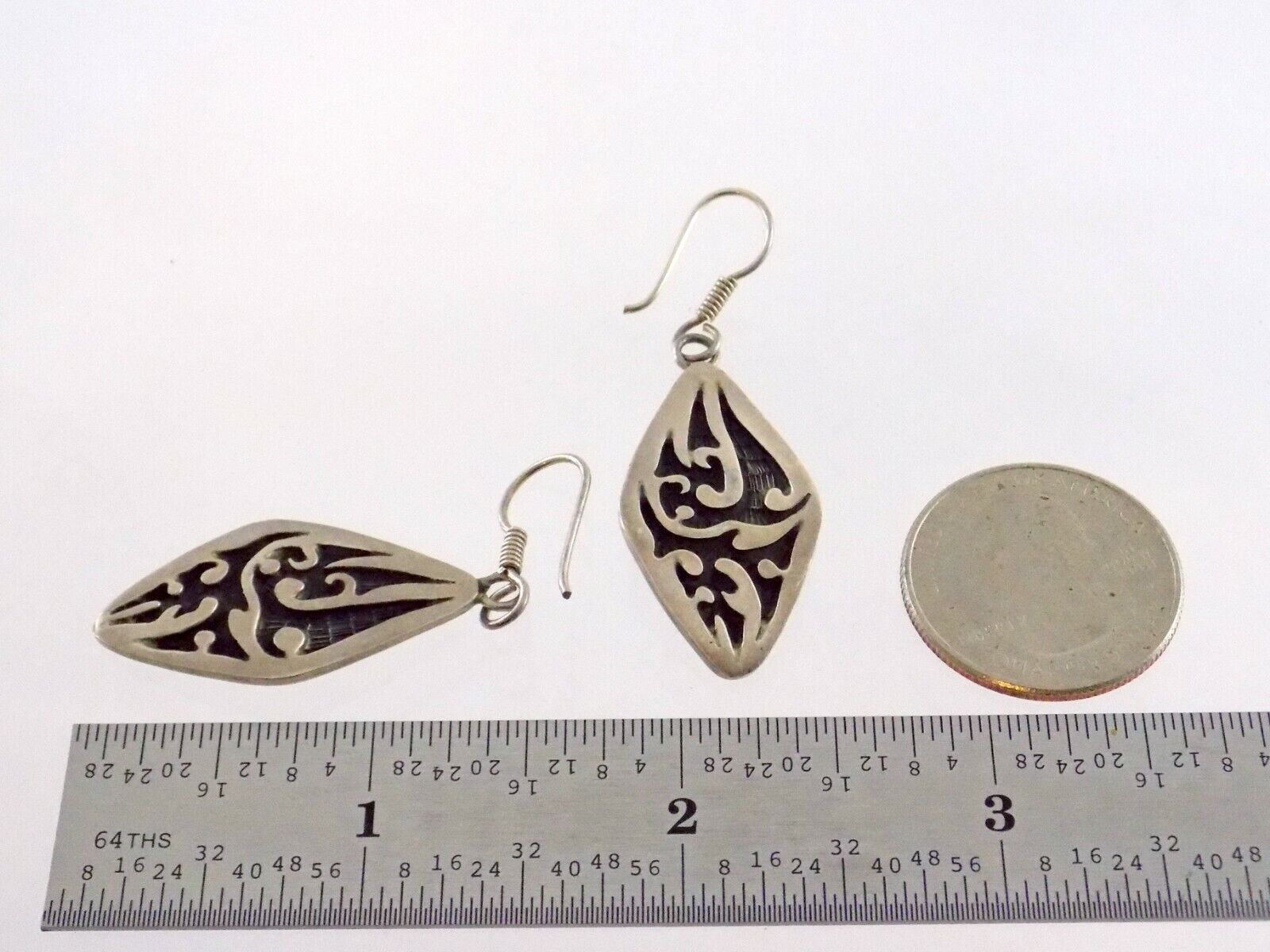 Mexico Sterling Silver Etched Design Hook Drop Earrin… - Gem
