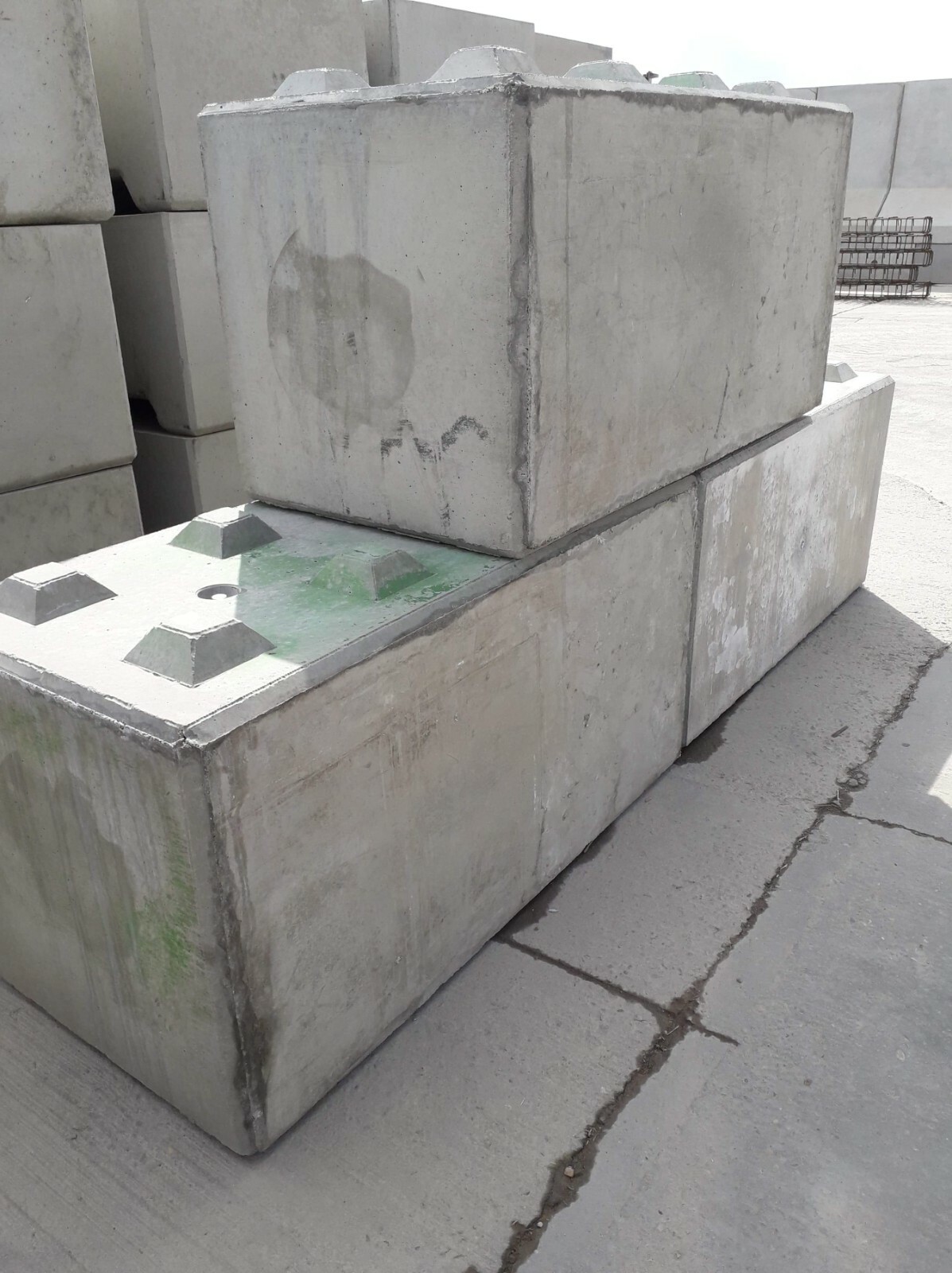LARGE CONCRETE INTERLOCKING BLOCK MOULD 1600 X 800 X 800mm retaining ...